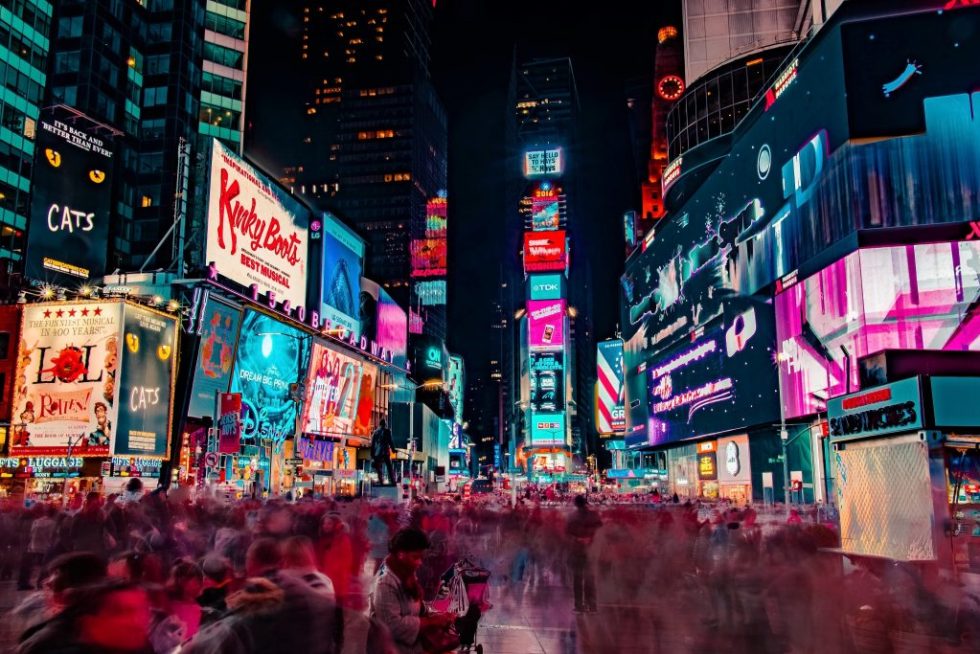 The Ultimate Guide To DOOH Advertising | Dicolor