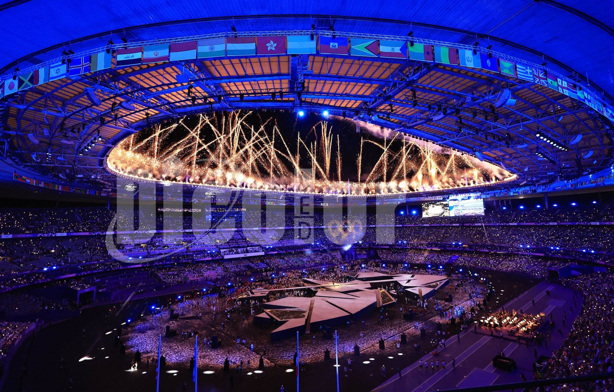 Dicolor UT Transparent Screen Shines At The Paris Olympic Games | Dicolor